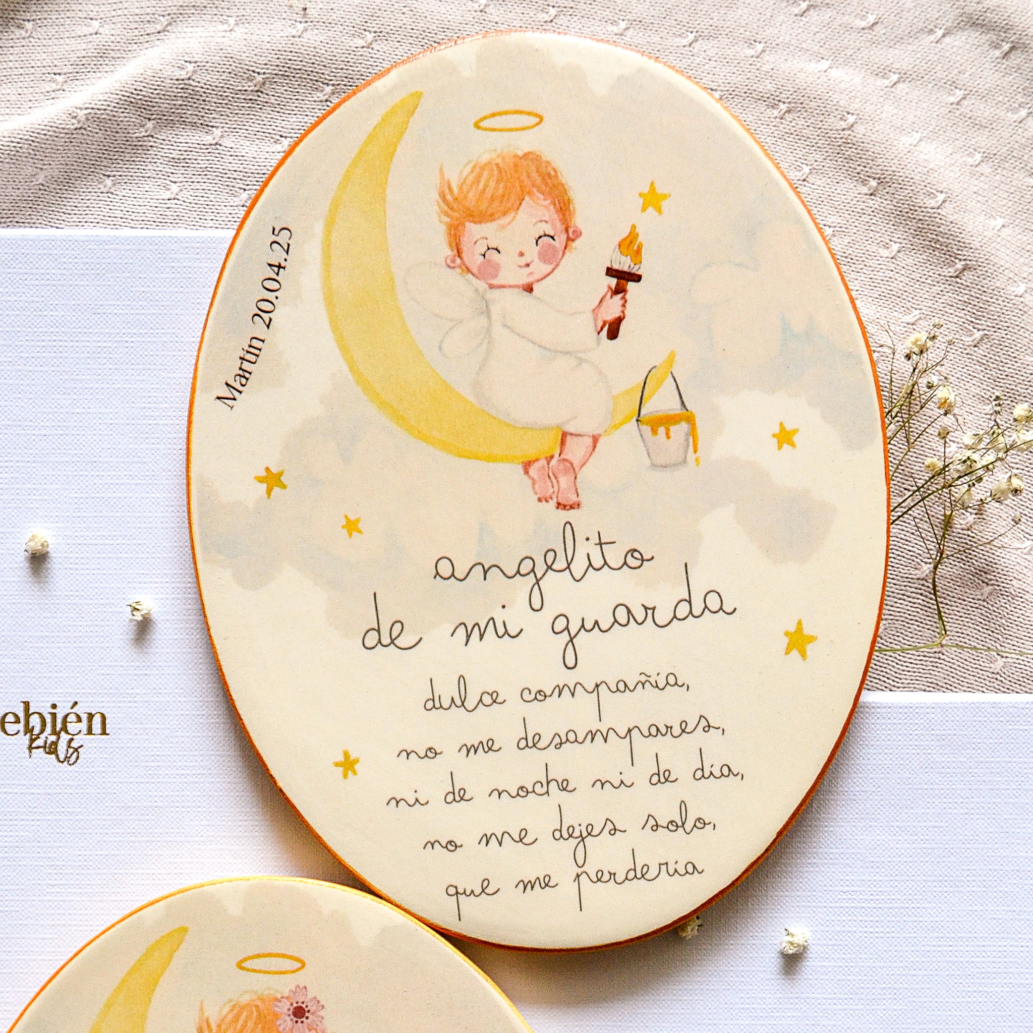Angelito de mi guarda, medallón 15x20 cm para decorar en cerámica – reQuetebién
